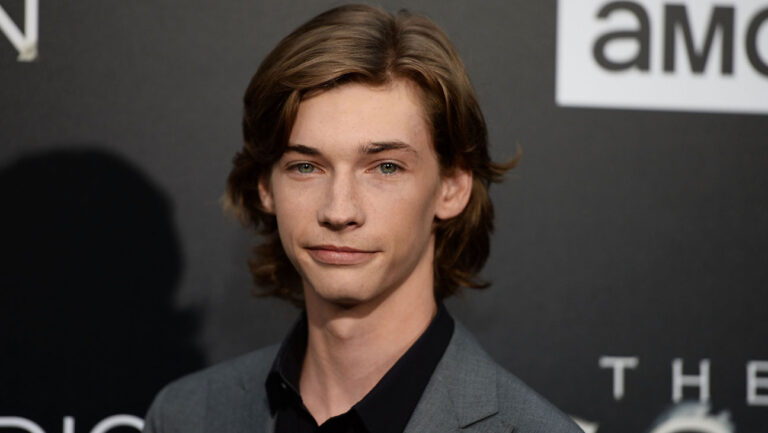 ‘Joker: Folie à Deux’ ficha a Jacob Lofland en rol clave para el Asilo ...