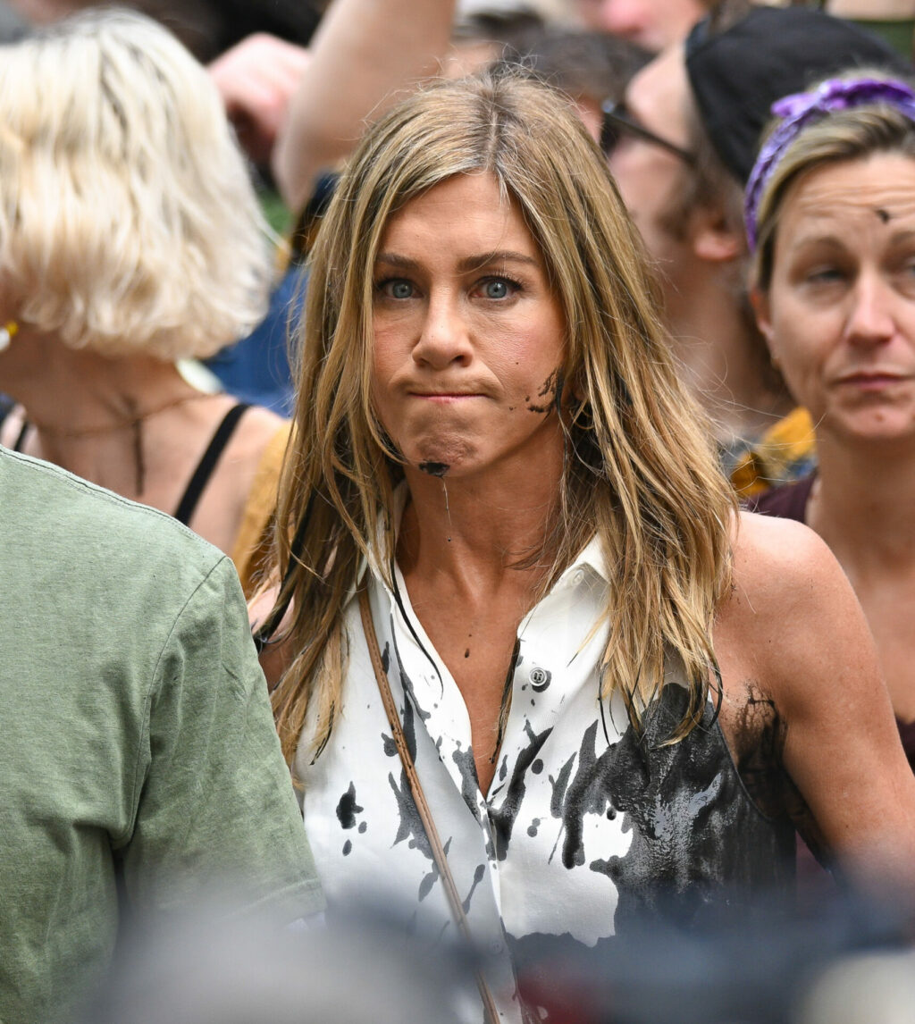 Jennifer Aniston in first looks at season 4 of 'The Morning Show'