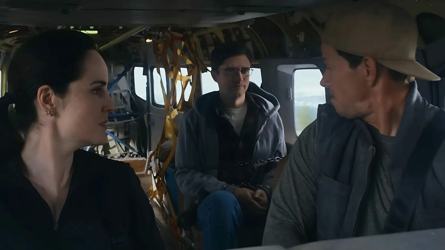 ‘Flight Risk’, el thriller de supervivencia revela intenso tráiler con ...