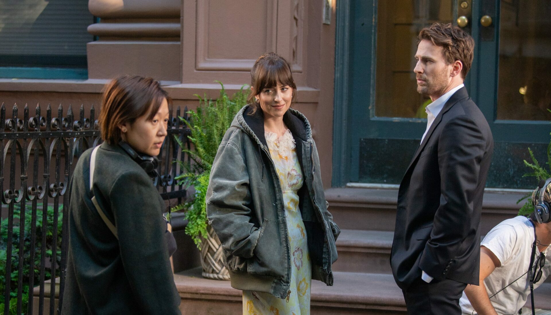 ‘Materialists’ de Celine Song con Dakota Johnson, Pedro Pascal y Chris Evans se estrenará en ...