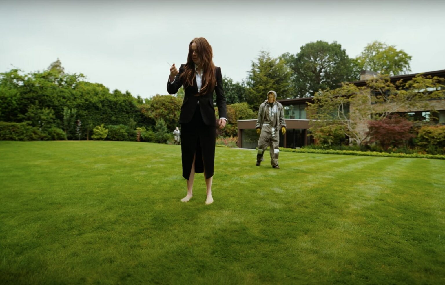 Emma Stone is kidnapped in a teaser trailer of 'bugonia' of Yorgos ...